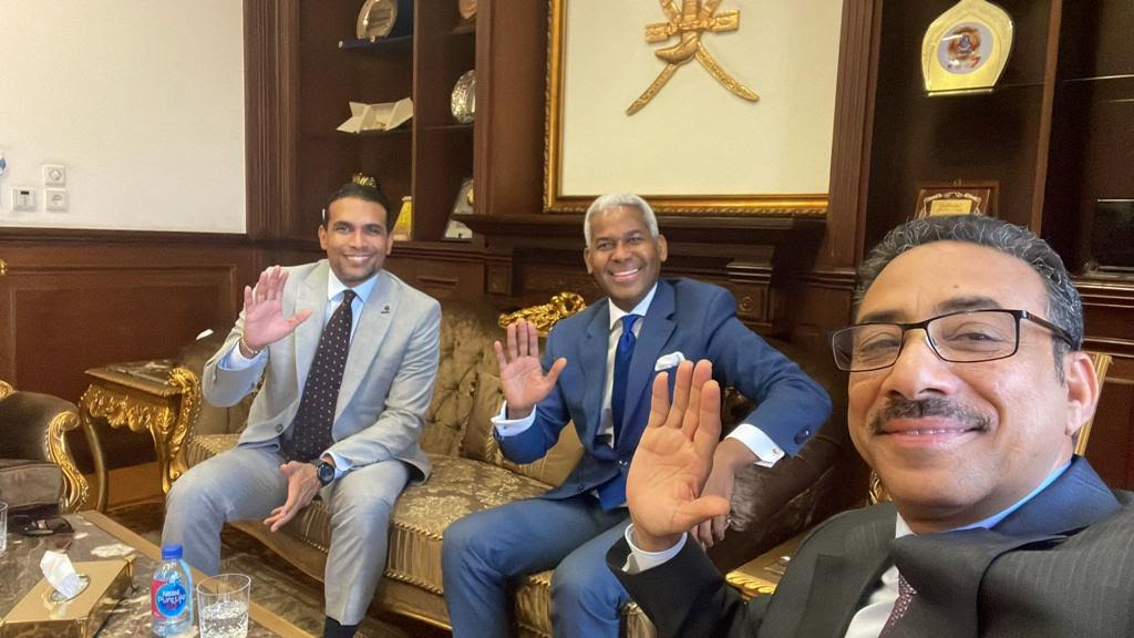 Reunión con S.E. Abdullah Nasser al Rahbi, embajador del Sultanato de ...